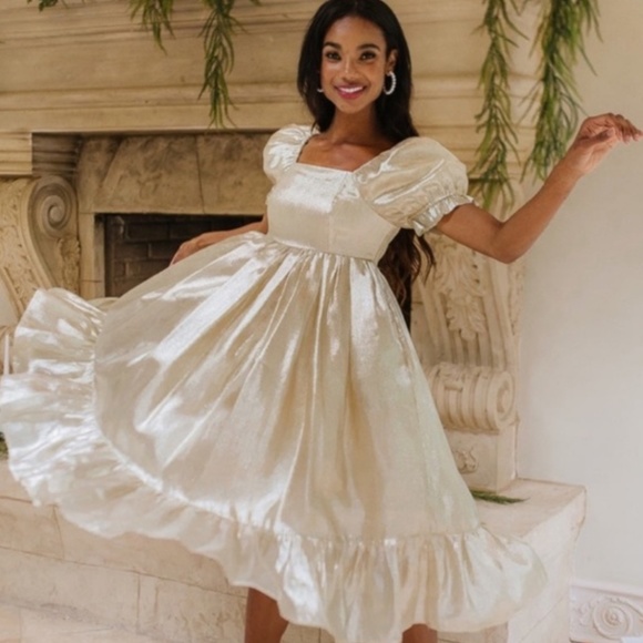 Ivy City Co | Dresses | Ivy City Coco Dress In Gold | Poshmark